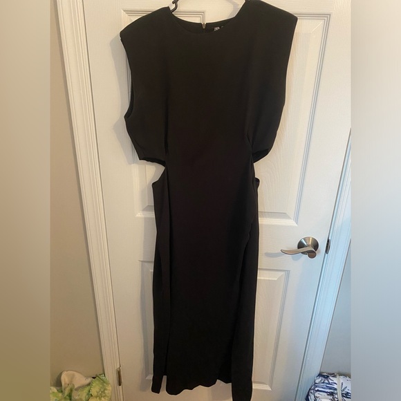 Zara | Dresses | Zara Black Backless Dress | Poshmark